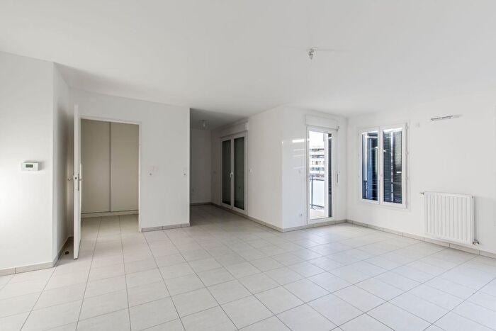 Villeurbanne, Poudrette, Les Brosses : Appartement 4 pièces à louer