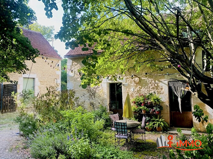 Sougères-en-Puisaye - Maison 9 pièces à vendre