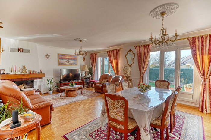 Maison à vendre - Guyancourt, Le Pont du Routoir - 6 pièces - 5 chambres