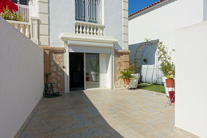 Appartement à vendre - Plan-de-Cuques - 2 pièces - 1 chambre