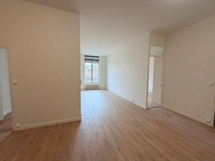 Appartement à louer - Croix Rousse Centre, Lyon ème arrondissement - 3 pièces - 2 chambres