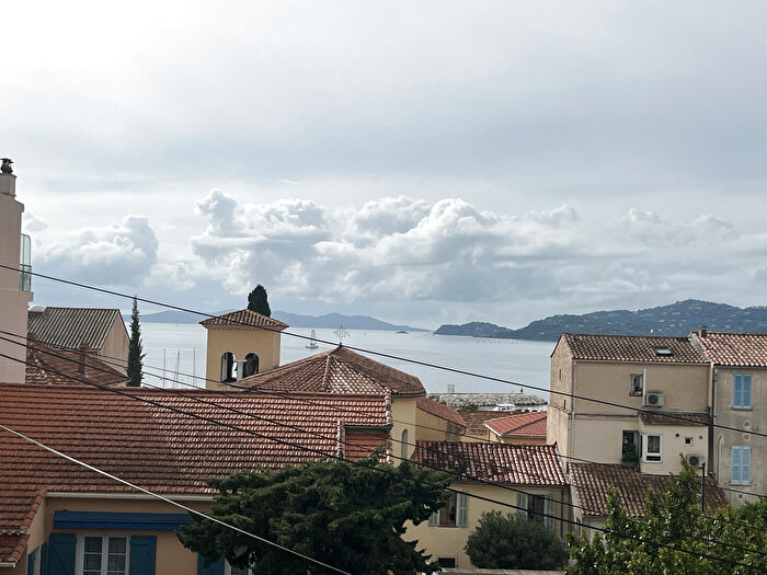 Appartement à vendre - Le Lavandou, Rousset, Four des Maures, Saint-Clair - 4 pièces - 3 chambres