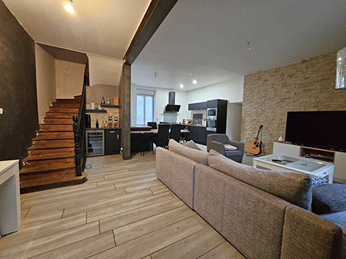 Maison à vendre - Mésanger - 9 pièces - 6 chambres