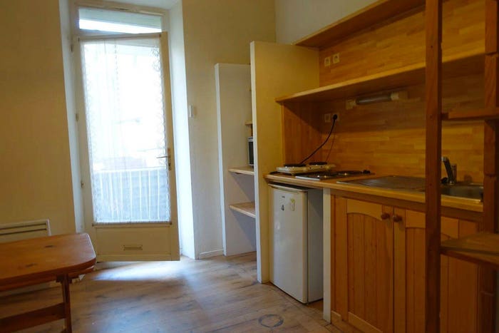 Aristide-Briand, Fontaine - Appartement 2 pièces à louer