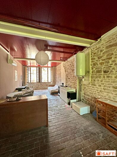 Maison 9 pièces à Prémery, à vendre