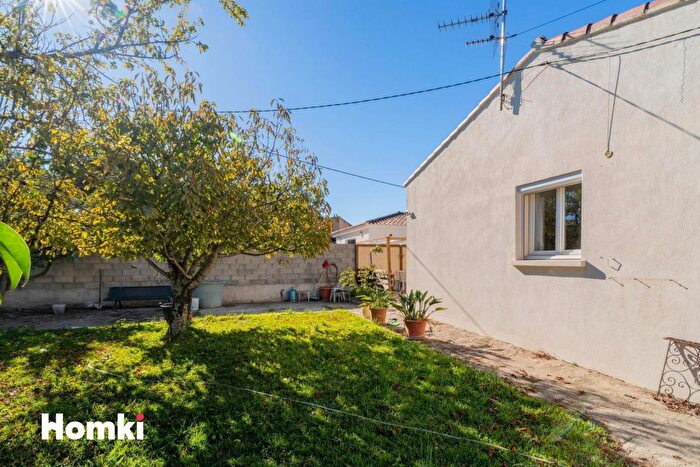 Maison à vendre - Gignac-la-Nerthe - 6 pièces - 3 chambres