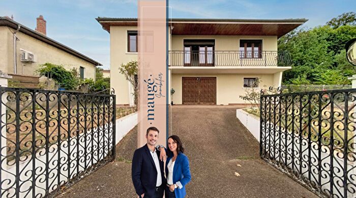 Saint-Maurice-l'Exil : Maison 5 pièces à vendre