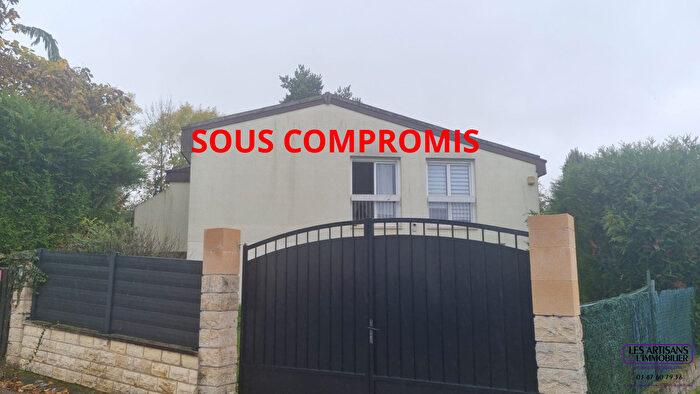 Maison à vendre - Bazoncourt - 6 pièces - 4 chambres