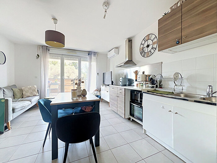 Martigues, Ferrières, Hôtel de Ville, L'Ile : Appartement 2 pièces à vendre
