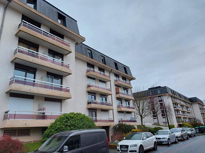 Appartement à louer - Centre, Margny-lès-Compiègne - 1 pièce