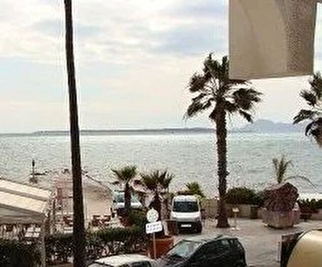 Appartement 1 pièce à Antibes, à louer