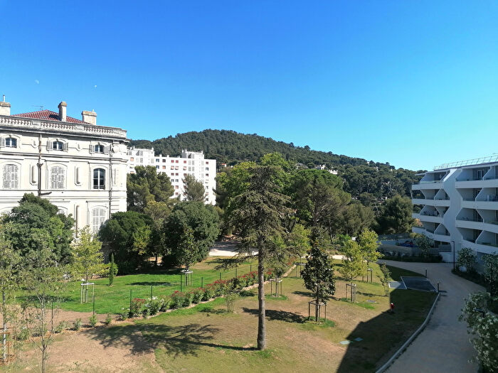 Appartement à louer - Marseille e , Mazargues - 1 pièce