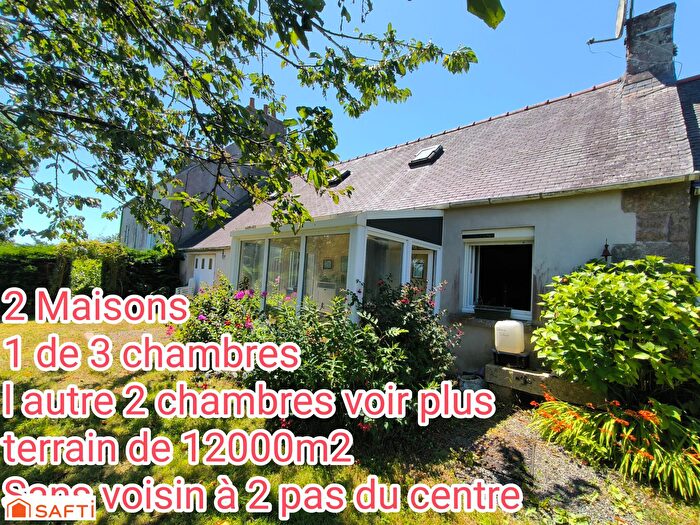 Maison à vendre - Guerlesquin - 9 pièces - 5 chambres