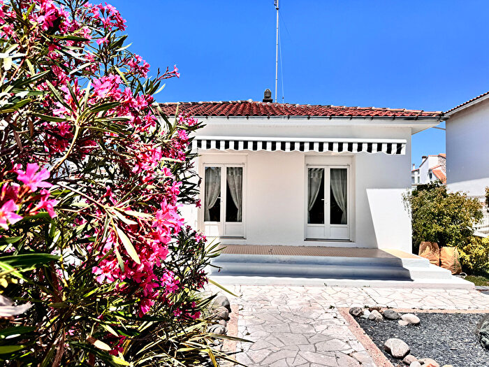 Saint-Georges-de-Didonne, Centre-ville : Maison 7 pièces à vendre