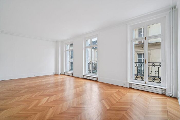 Appartement à vendre - Paris e , Elysée, Madeleine - 3 pièces - 2 chambres