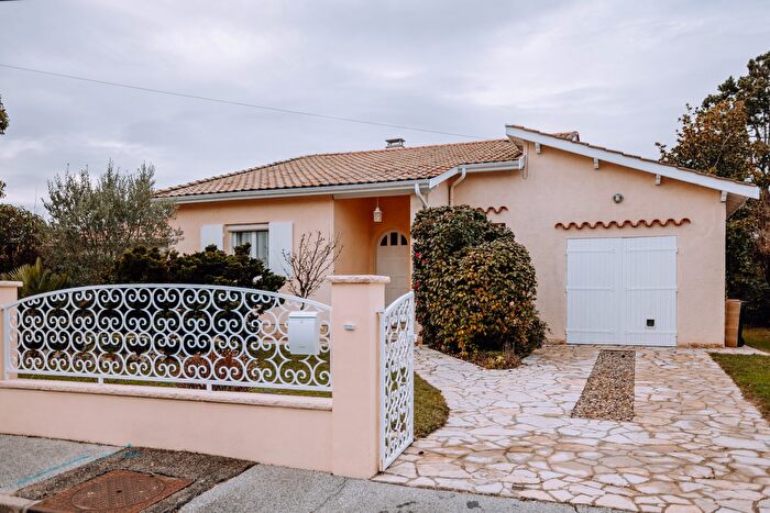 Maison à vendre - Pessac, Le Monteil - 4 pièces - 3 chambres