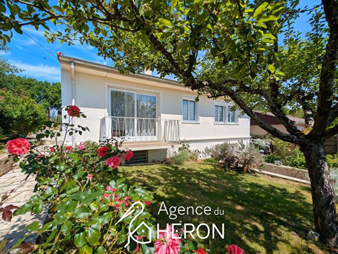 Maison à vendre - Faÿ-lès-Nemours - 4 pièces - 3 chambres