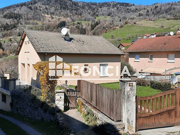 Maisons à vendre et appartements à louer - 3