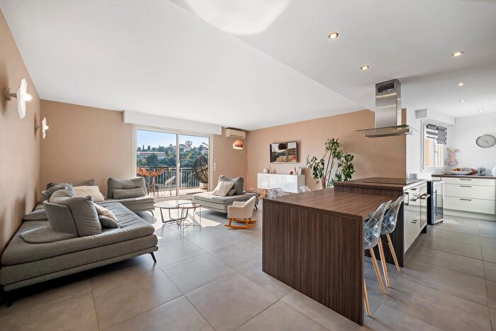 Nice, Ventabrun : Appartement 5 pièces à vendre