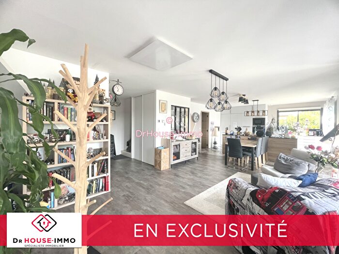 Maison à vendre - La Salvetat-Saint-Gilles - 7 pièces - 5 chambres