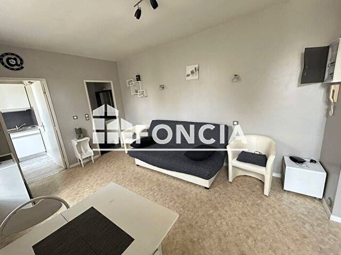 Appartement à louer - Rochefort - 1 pièce