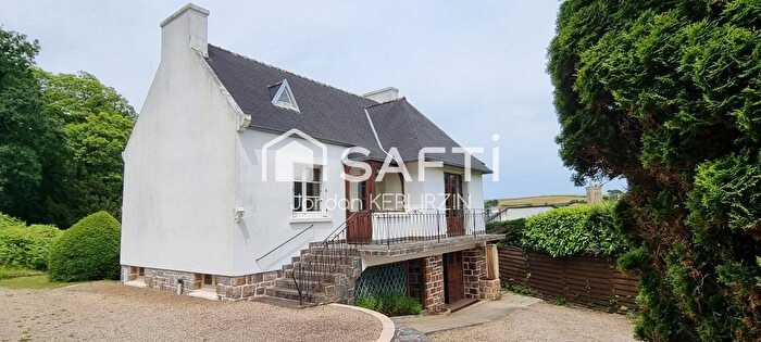 Maison 10 pièces à vendre à Saint-Jean-du-Doigt