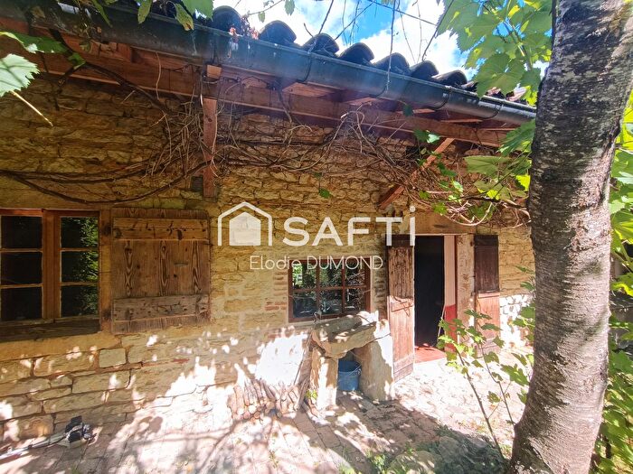 Maison à vendre - Saint-Amour - 6 pièces - 5 chambres