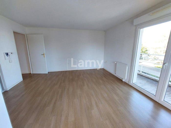 Appartement 3 pièces à louer à Saint André d'Ornay-Pont Morineau, La Roche-sur-Yon