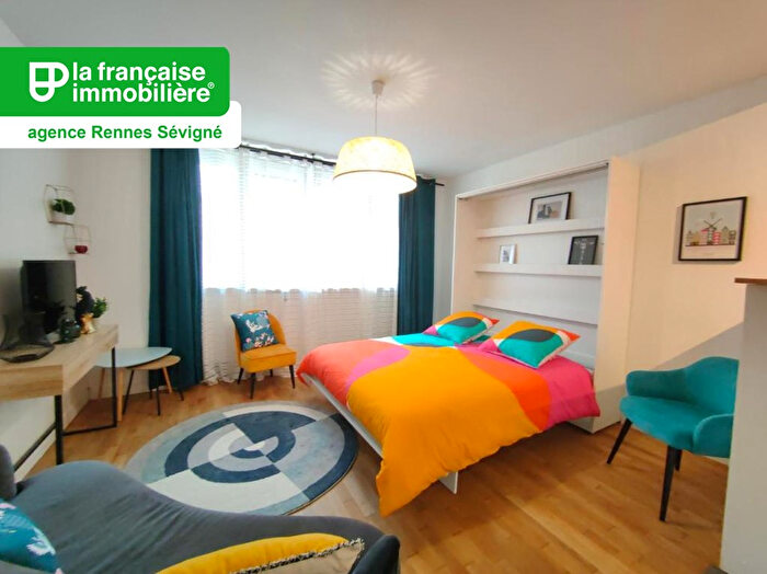 Appartement à louer - Quartiers Nord-Est, Jeanne dArc - 1 pièce