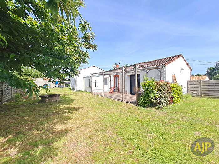 Froidfond : Maison 4 pièces à vendre