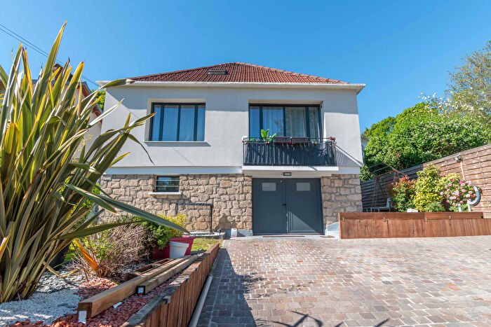 Maison 7 pièces à vendre à Montmorency, Centre Montmorency