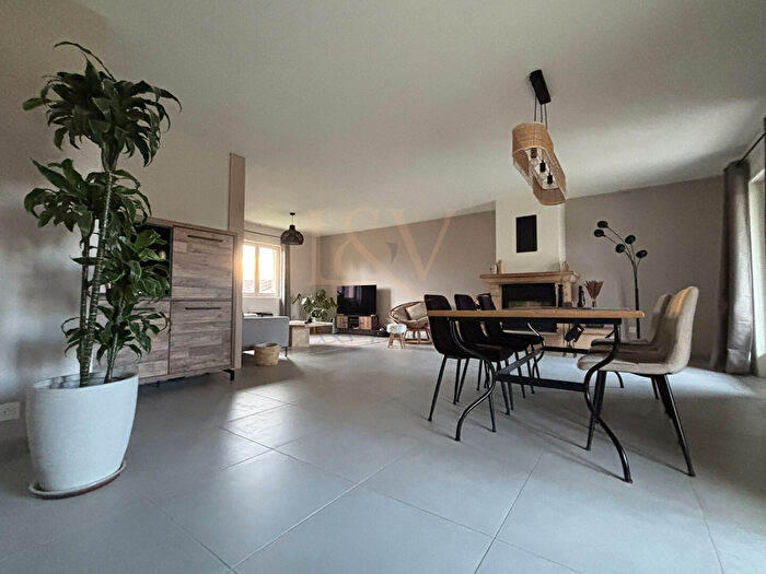 Maison à vendre - Feillens - 5 pièces - 3 chambres