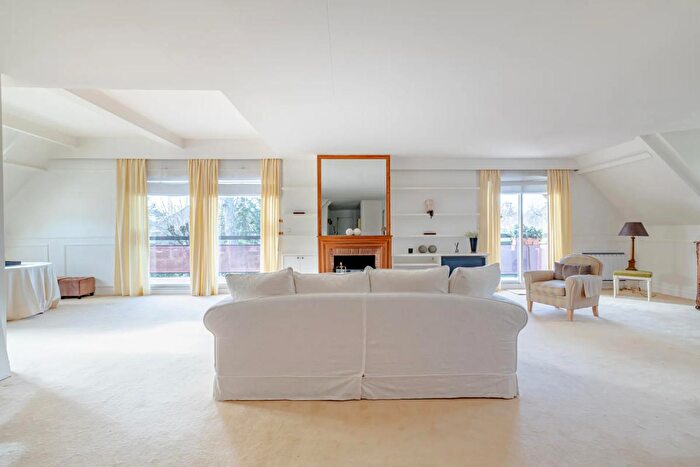 Appartement à vendre - Jouy-en-Josas - 5 pièces - 3 chambres