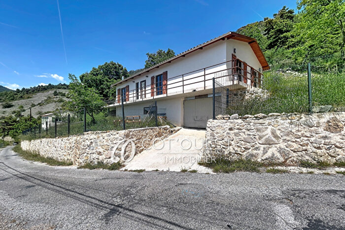 Maison 4 pièces à vendre à Toudon