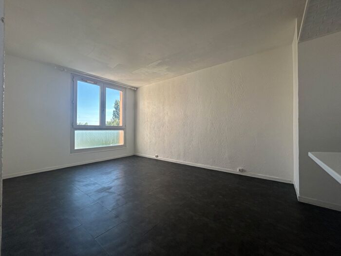 Appartement 2 pièces à Bois-d'Arcy, La Croix Blanche, à vendre
