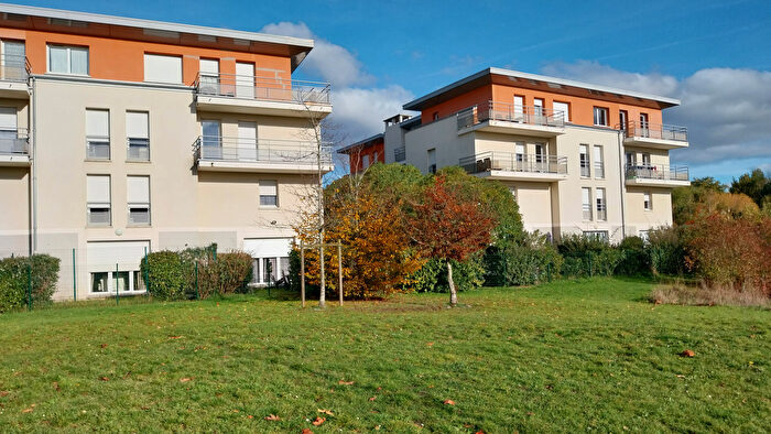 Appartement à vendre - Saint-Pryvé-Saint-Mesmin - 3 pièces - 2 chambres