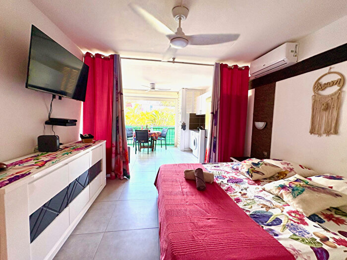 Appartement 2 pièces à Saint-François, à vendre