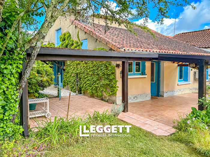 Vallereuil - Maison 4 pièces à vendre