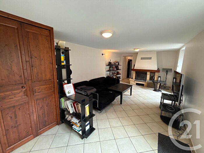 Maison à vendre - Ecquevilly - 5 pièces - 4 chambres