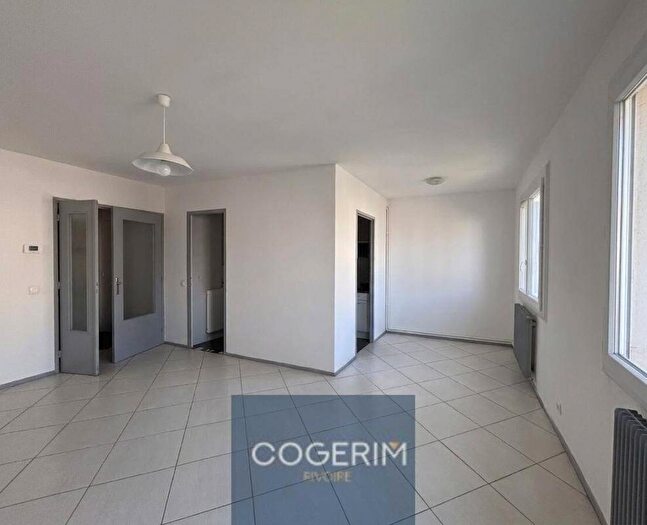 Appartement à louer - Point du Jour, Lyon ème arrondissement - 2 pièces - 1 chambre