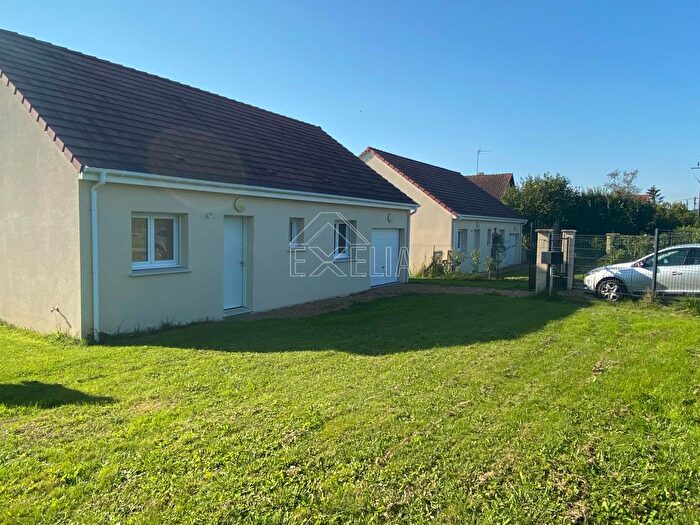Maison 4 pièces à louer à Limetz-Villez