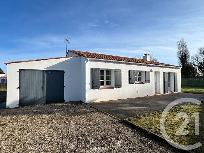 Maison à vendre - Challans, Route de Cholet, Route de la Roche-sur-Yon - 5 pièces - 4 chambres