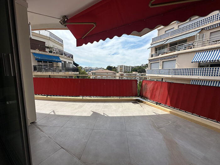 Appartement à vendre - Cannes, Petit Juas - 3 pièces - 2 chambres