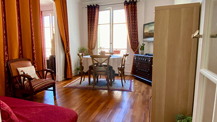 Appartement à louer - Asnières-sur-Seine, Bécon, Bourguignons - 3 pièces - 2 chambres