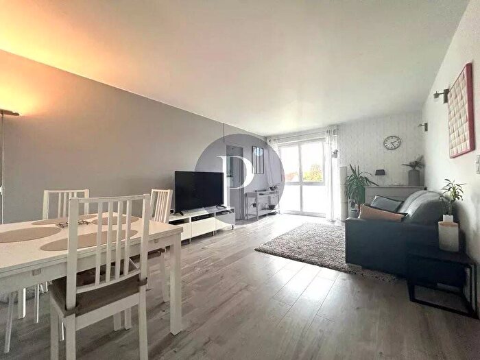 Appartement à louer - Wissous - 4 pièces - 3 chambres