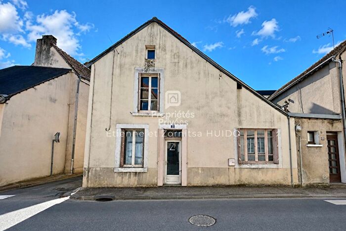 Maison 4 pièces à Vatan, à vendre
