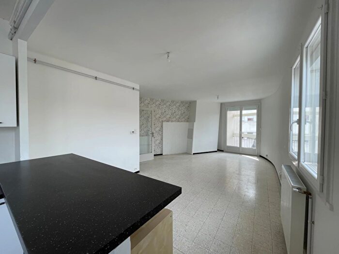 Appartement 4 pièces à louer à Alès