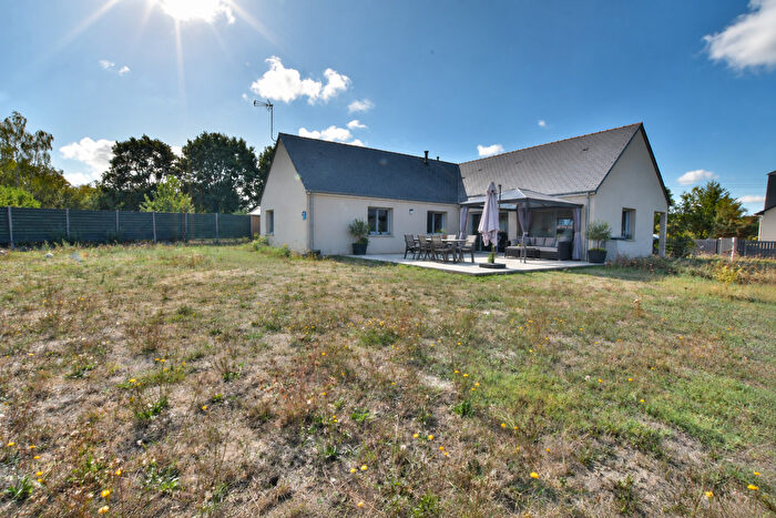 Jarzé : Maison 6 pièces à vendre