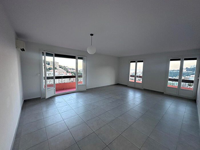 Appartement à louer - Ville-di-Pietrabugno - 4 pièces - 3 chambres