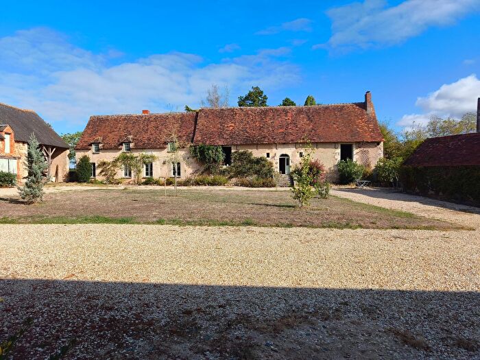 Maison 11 pièces à vendre à Paulnay